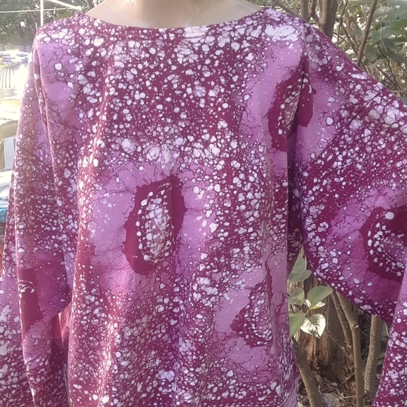 Classic | Tops | Red Vintage Batic Top | Poshmark